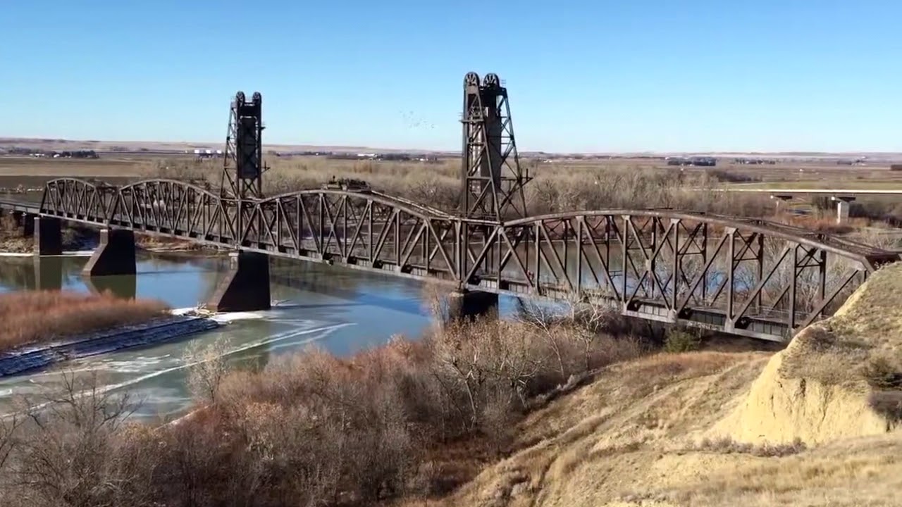 Historic Fairview Lift Bridge Over The Yellowstone River In Western