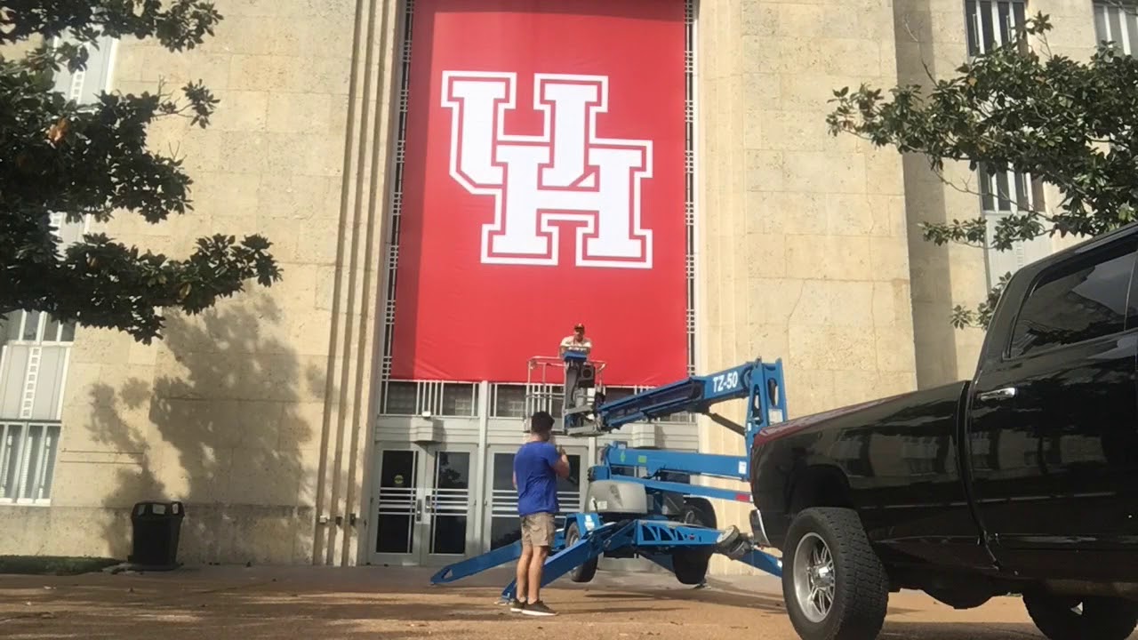Uh Takes Athletics Logo University Wide Youtube