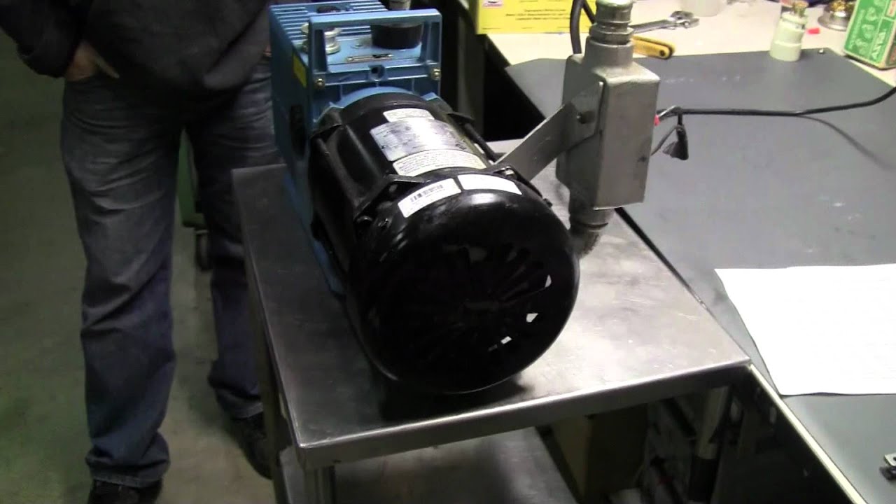 Precision Scientific Vacuum Pump Model Dd 90 Youtube
