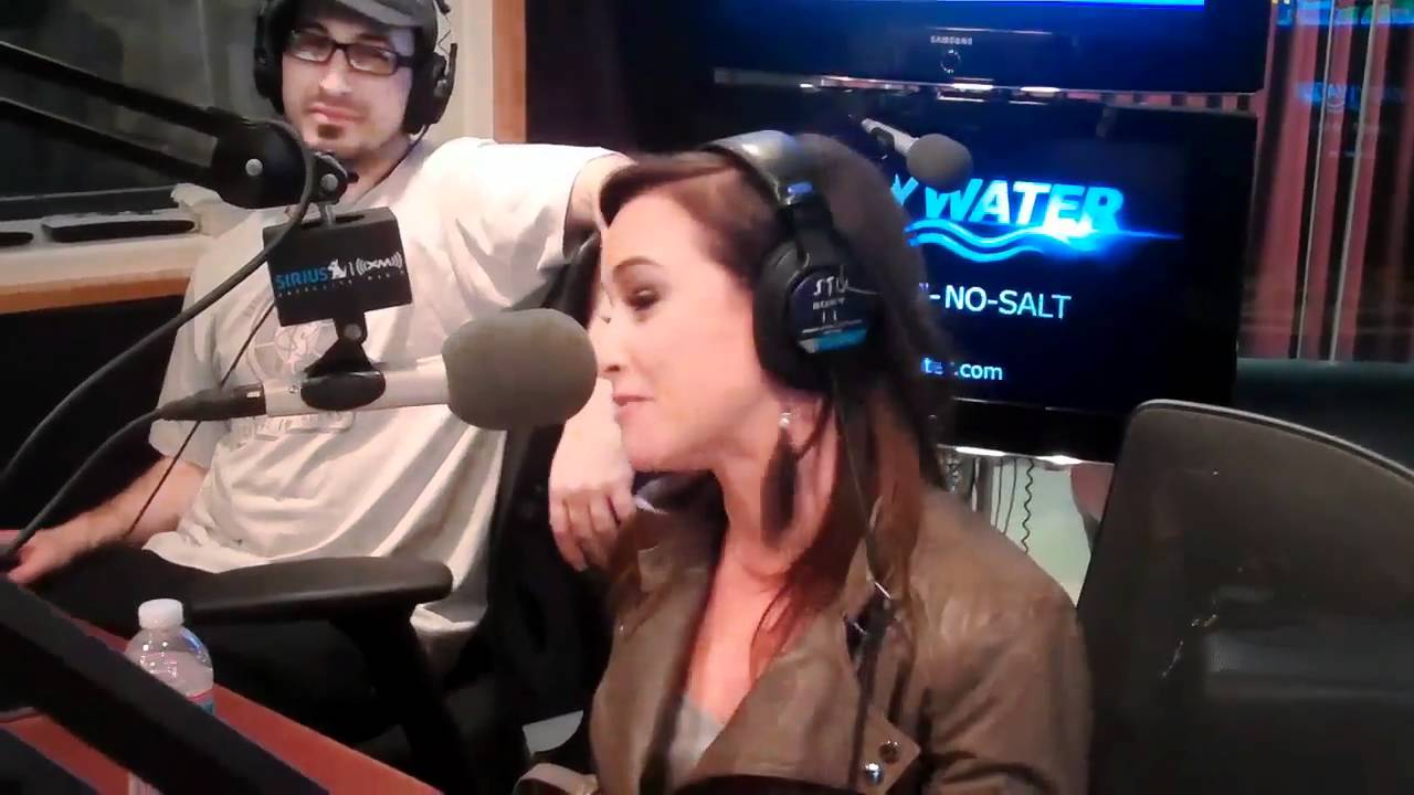 Opie S Eye Scream Queen Danielle Harris And Her Tattoo Youtube