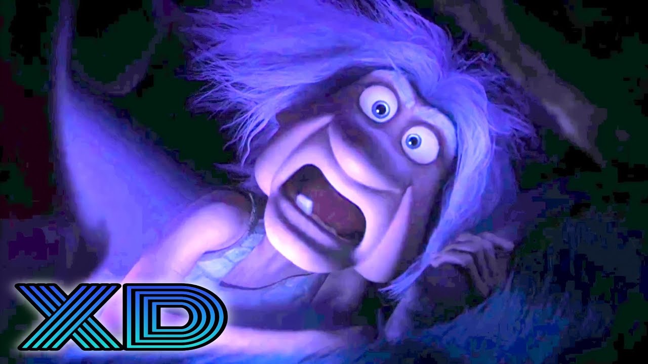 Así Duerme Una Abuelita Con Ojos Abiertos Xd Los Croods 2 Youtube