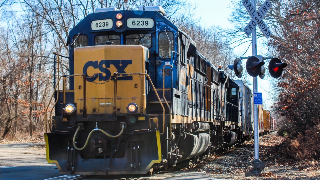 Csx L010 Through Medfield Youtube