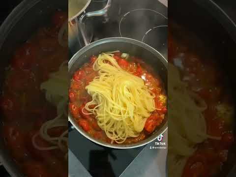 One Of The Easiest And Most Delicious Pasta Dish Ever Short Pasta