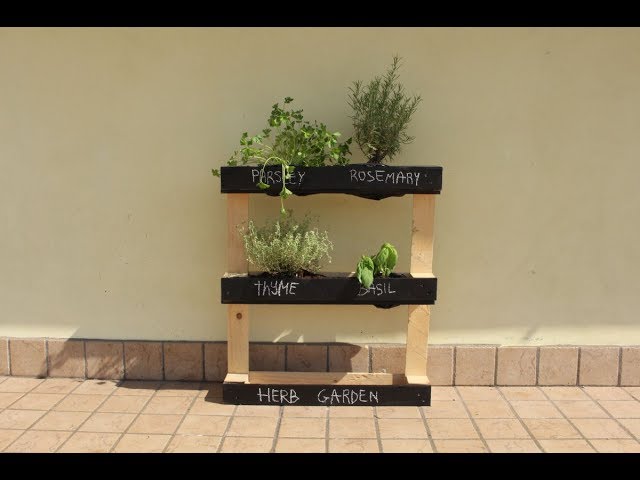 Wooden Pallet Into Herb Garden Fasci Garden