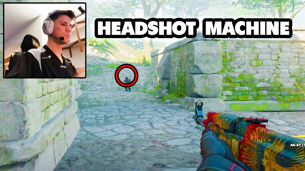 B1t Dominates With His Perfect Aim Glowiing 1v4 Clutch Cs2 Youtube