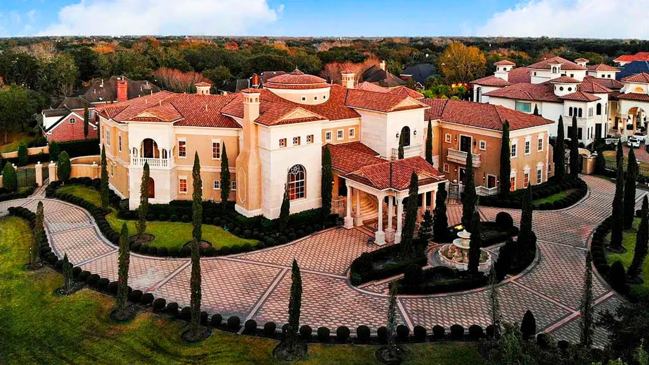 Two Luxurious And Expensive Mega Mansions Worth 10 900 000 In The