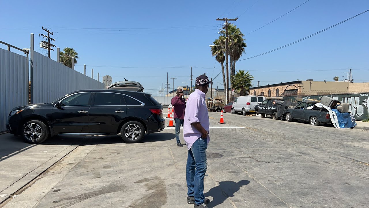 Cops Called For Trespassing On Public Property Youtube