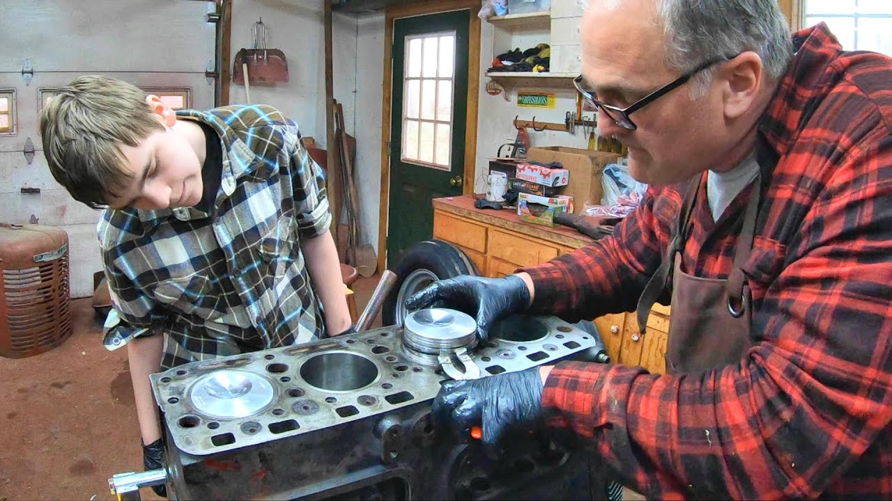Installing The Farmall Md Pistons And Rings Youtube