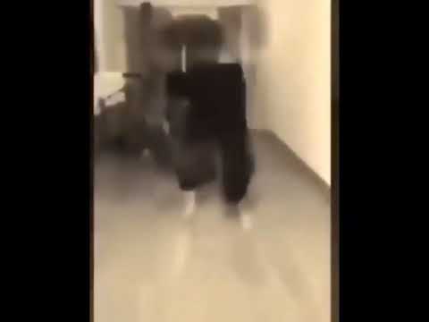 Ayuwoki Dancing On Stairs Youtube