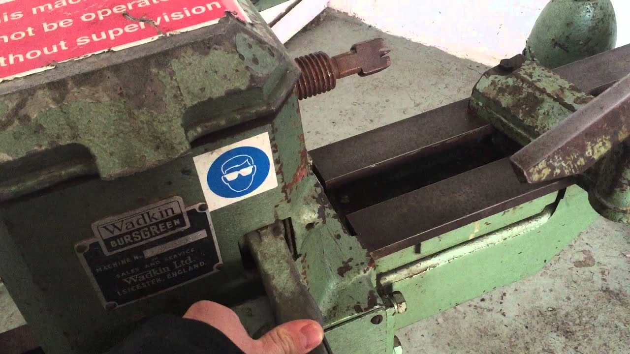 Wadkin Bursgreen Woodworking Lathe Youtube