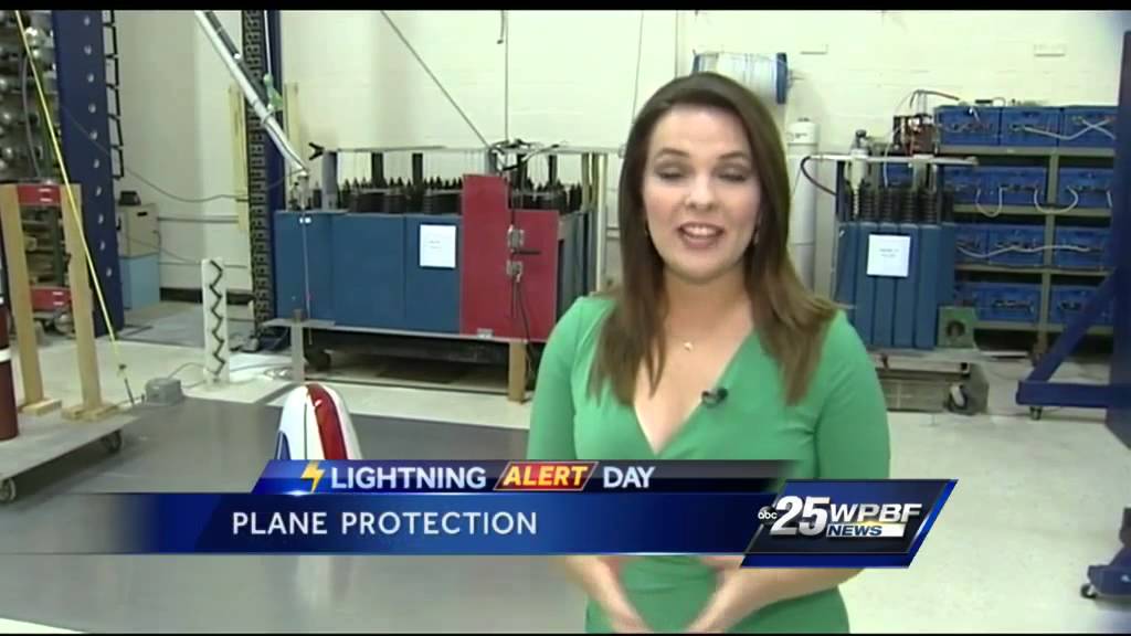 Lightning Aviation Inside A Lightning Simulator Youtube
