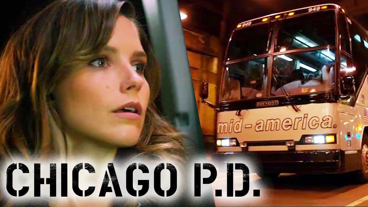 Bus Stand Off Chicago P D Youtube