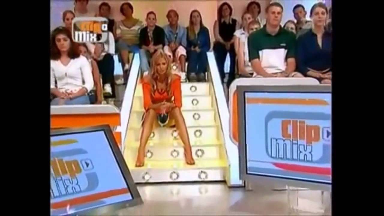 생방송 여자 진행자 팬티 노출 Announcer Panty Exposed On Live Tv Show Youtube