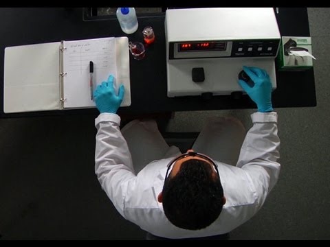 The Spectrophotometer A Demo And Practice Experiment Youtube