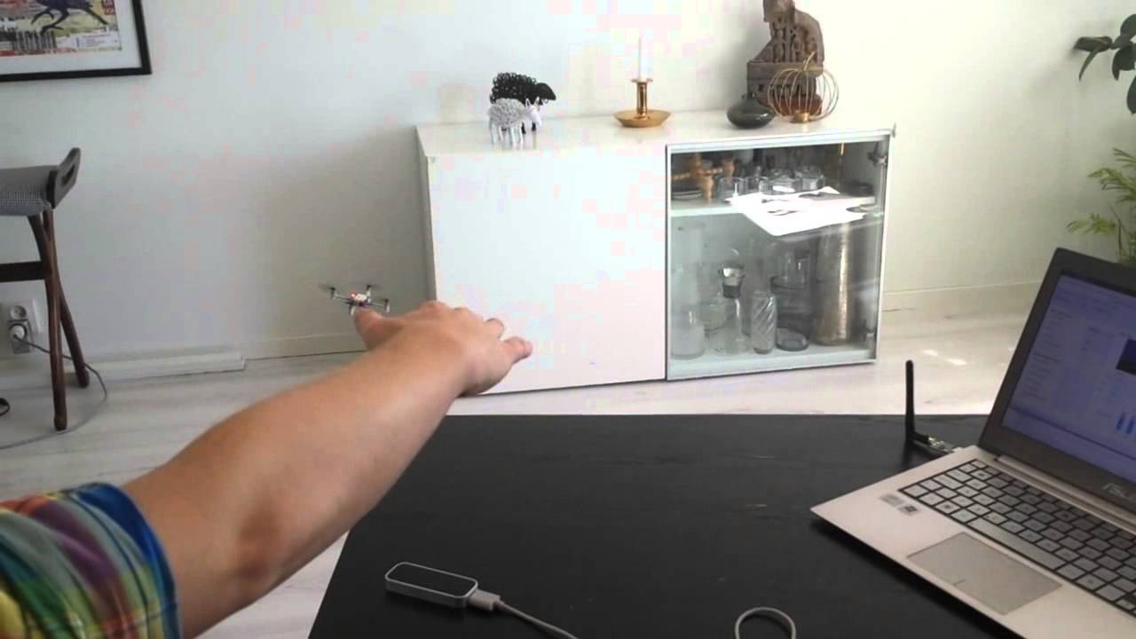 Flying The Crazyflie With Leap Motion Youtube