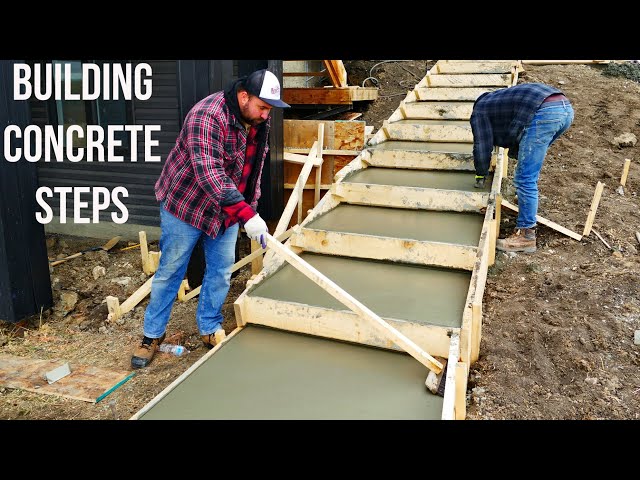Forming Concrete Steps On A Slope Home Owner Diy Concrete Steps