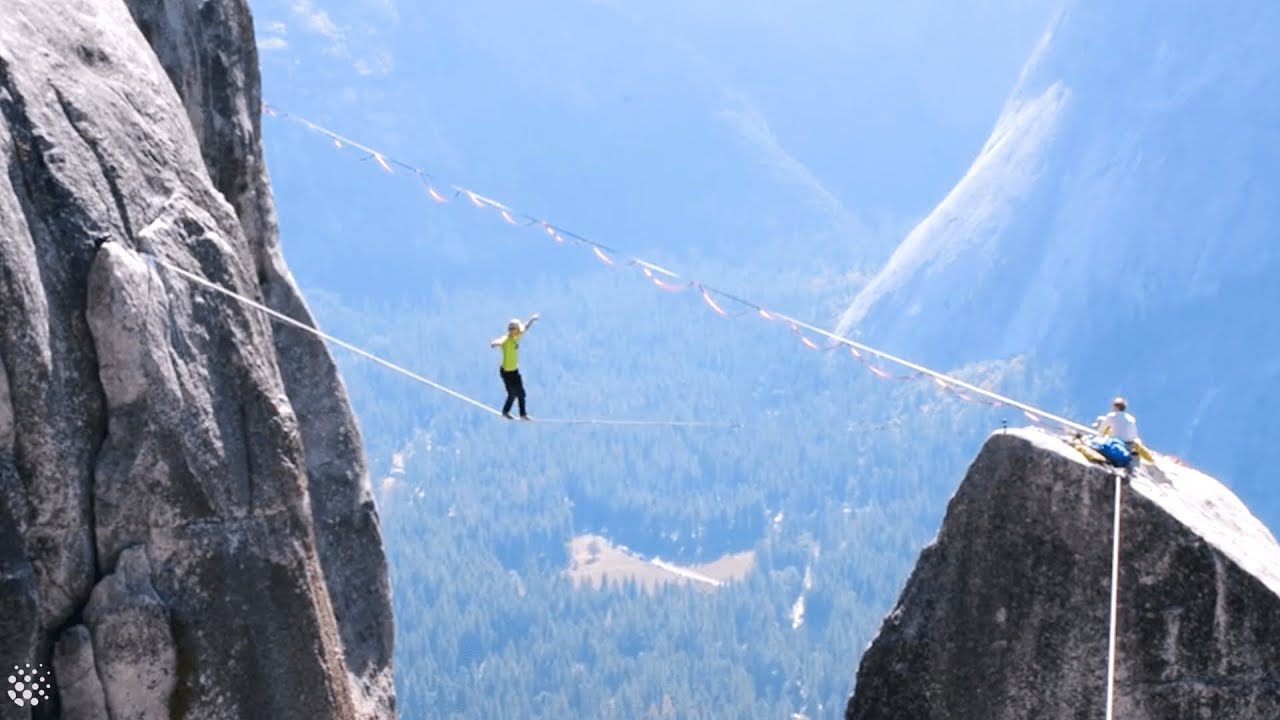 Extreme 1000m High Lining Without A Safety Leash Free Solo Highline
