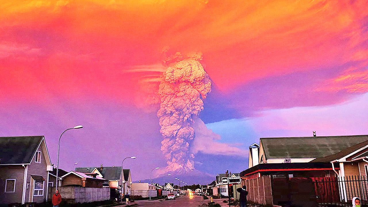 Surreal Volcano Eruptions Caught On Camera Youtube