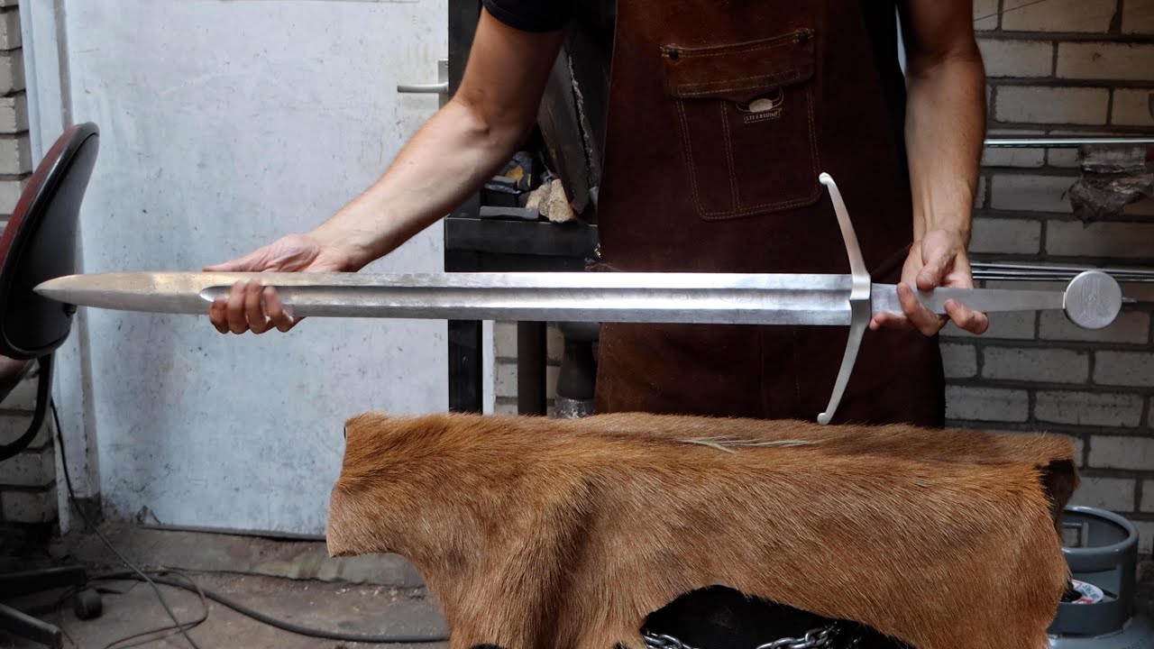 Forging A Pattern Welded Long Sword Part 4 Making The Pommel Youtube