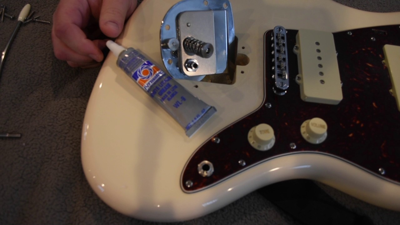 How To Fix A Creaking Fender Jazzmaster Jaguar Tremolo Youtube