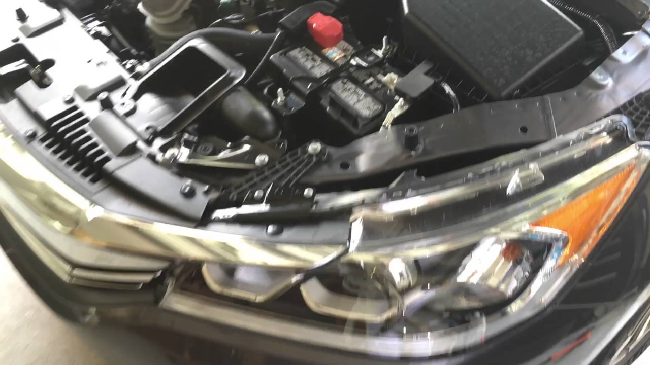 Honda Accord Headlight Bulb Replacement