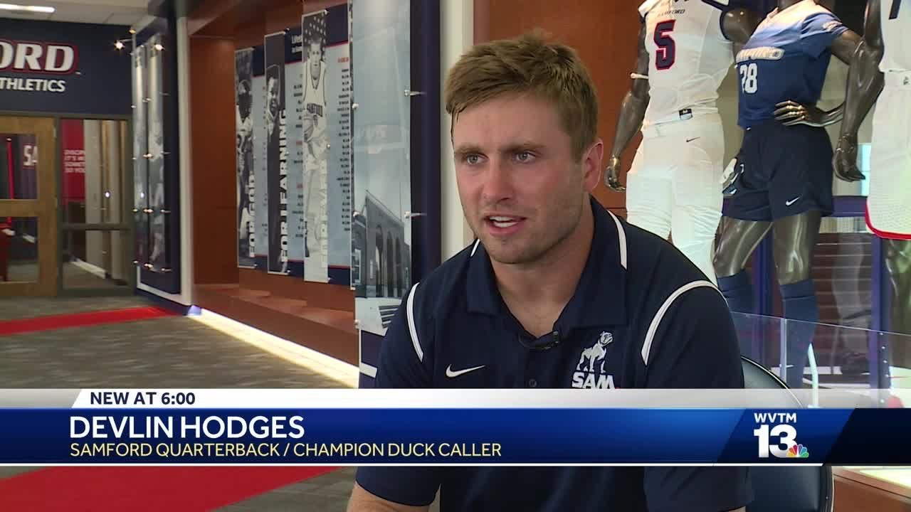 Samford Qb Devlin Hodges Calls Plays And Ducks Youtube