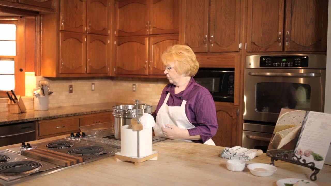 Recipes From A Cheesemakers Journey Garlic And Chive Youtube