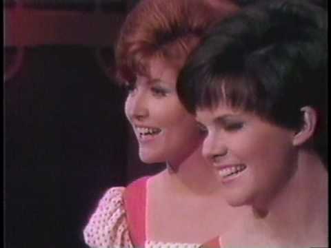 Sandi Griffiths Sally Flynn You Are My Sunshine Youtube