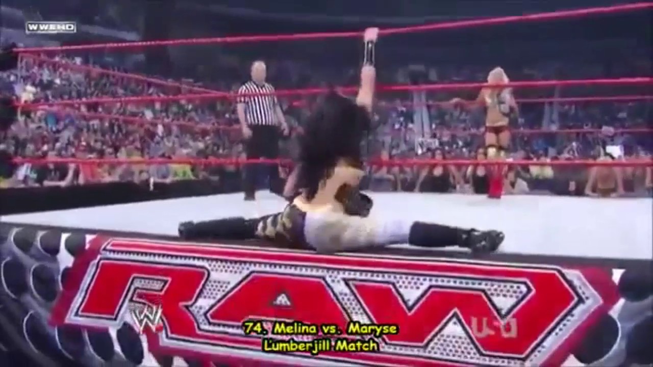 Melina Perez Splits On Table