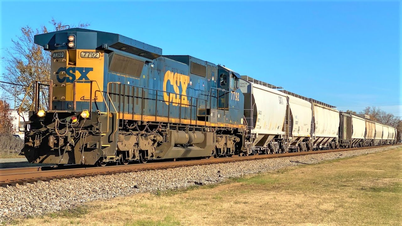 Csx 7792 Leads L228 Lhf Through Benson Nc Youtube